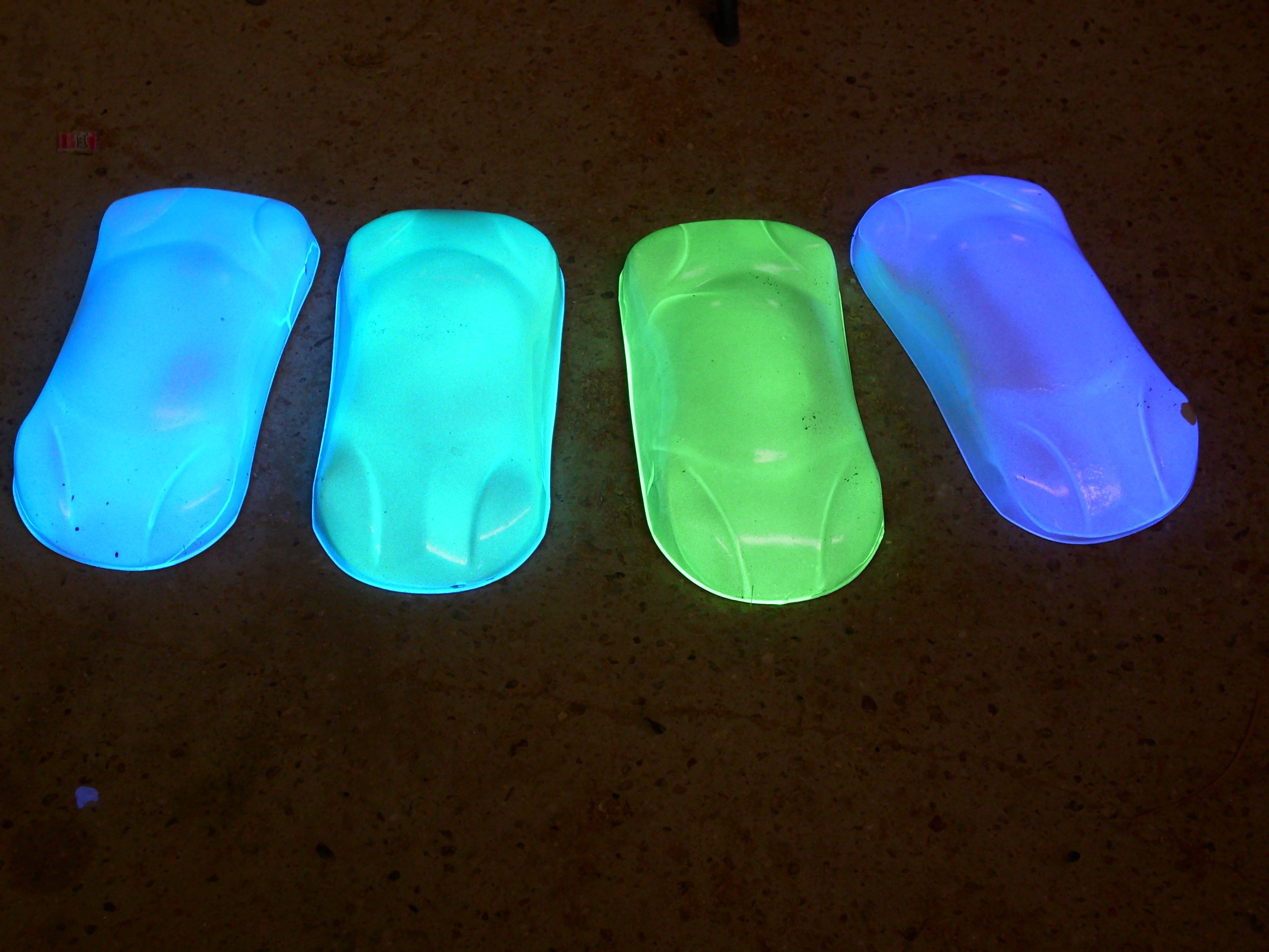 Luz sobre la fotoluminiscencia | Pinturas Pearls and Flakes