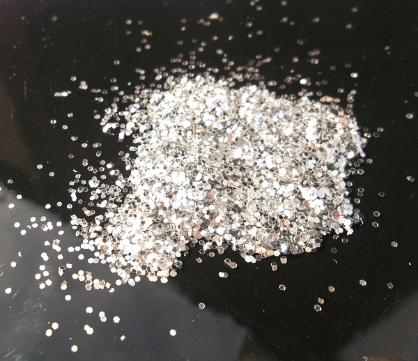 ¿Cómo hacer una pintura con purpurina? | Pinturas Pearls and Flakes